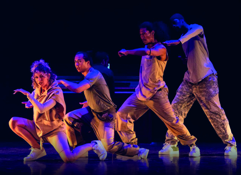 Steps on strings - L'Intégral